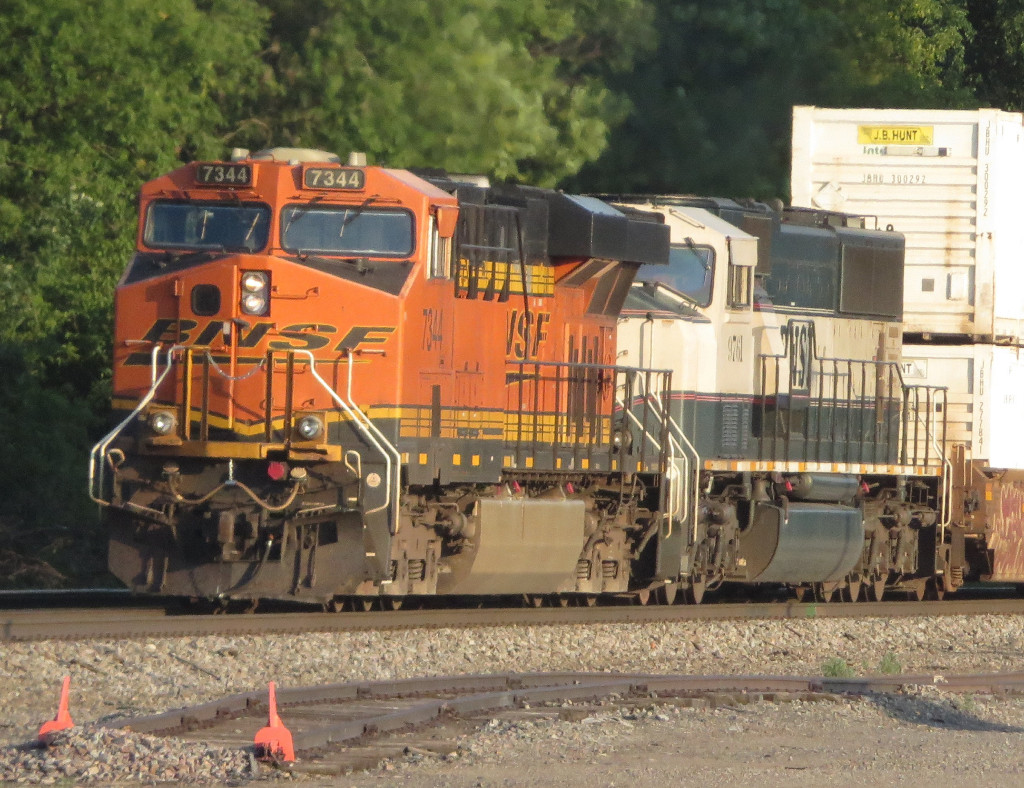 BNSF 7344 DPU
